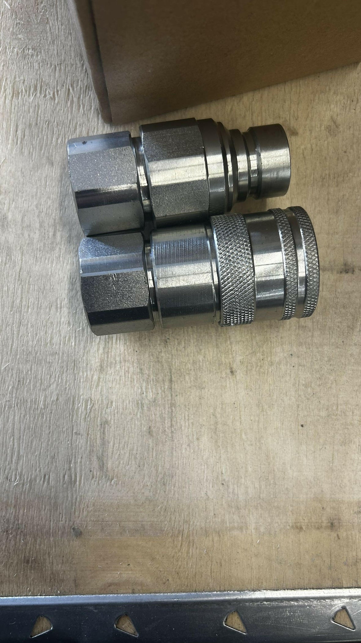 Quick Couplers for Mini Skid Steers | AGT-COUPLER | AGT Industrial Inc ...